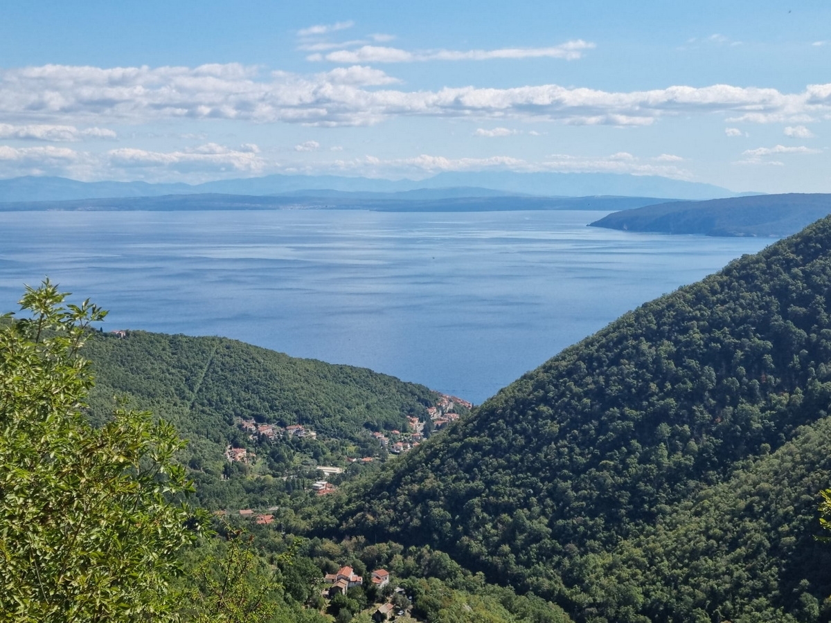 Projekt 7 LAG-ova započeo posjetom Mitskom parku Trebišća-Perun ( Projekt 7 LAG-ova započeo posjetom Mitskom parku Trebišća-Perun (